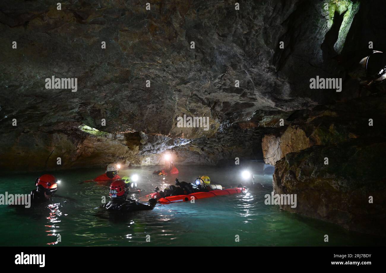 Hayingen, Germany. 21st Aug, 2023. A cave rescue team from Malteser ...