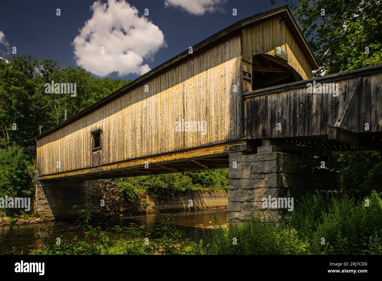 Comstock's Bridge East Hampton, Connecticut, USA Stock Photo - Alamy