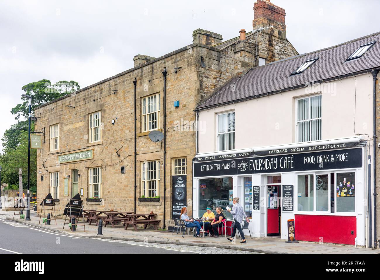 Stanhope street hi-res stock photography and images - Alamy