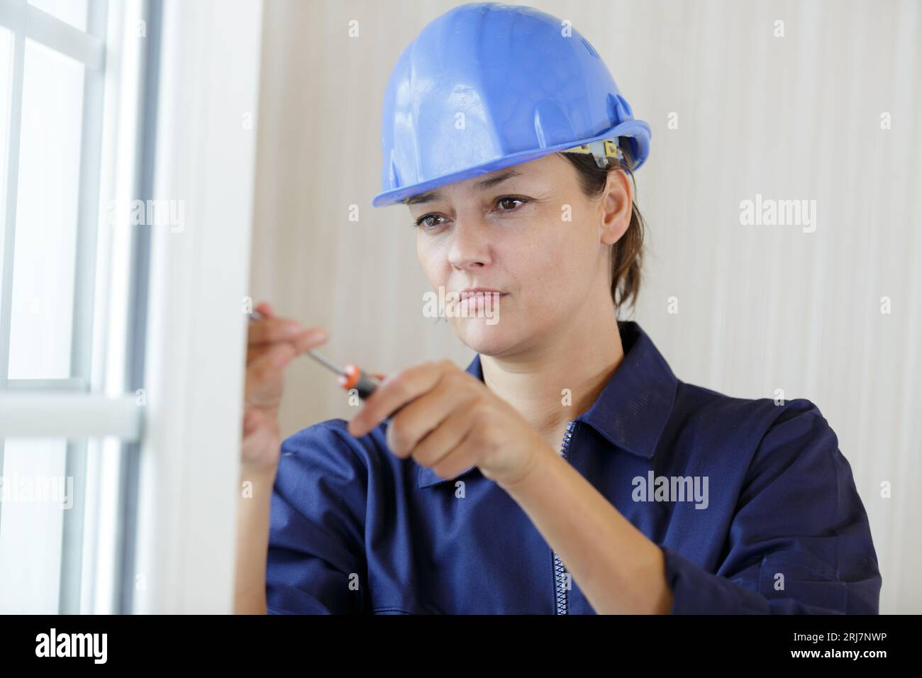 Scredriver hi-res stock photography and images - Alamy