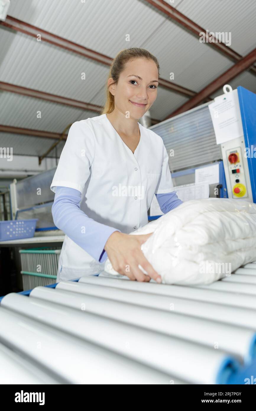 Woman ready laundry hi-res stock photography and images - Alamy