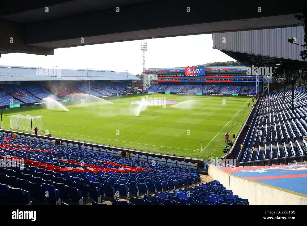 Selhurst Park, Selhurst, London, UK. 21st Aug, 2023. Premier League ...