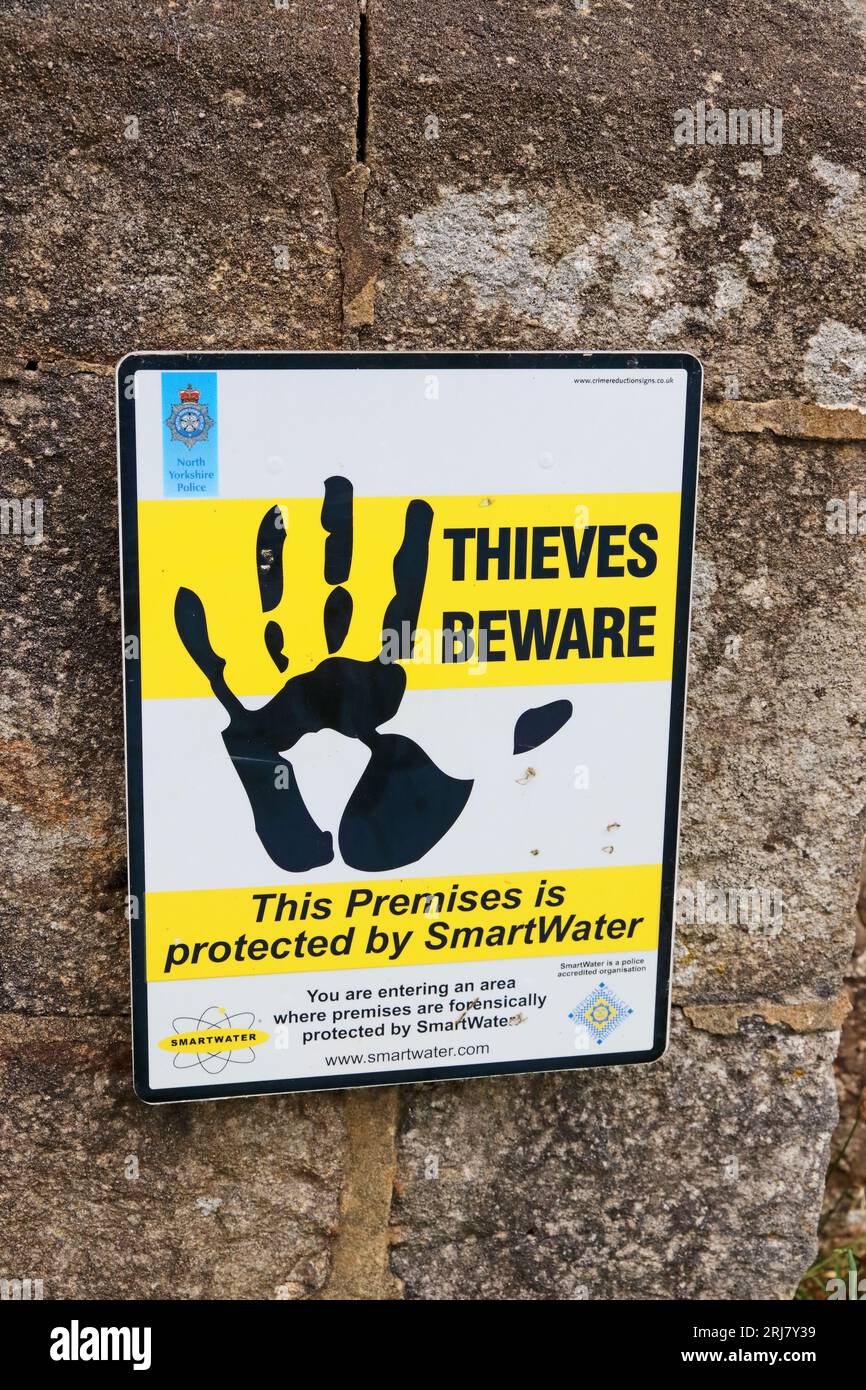 Police warning sign beware hi-res stock photography and images - Alamy