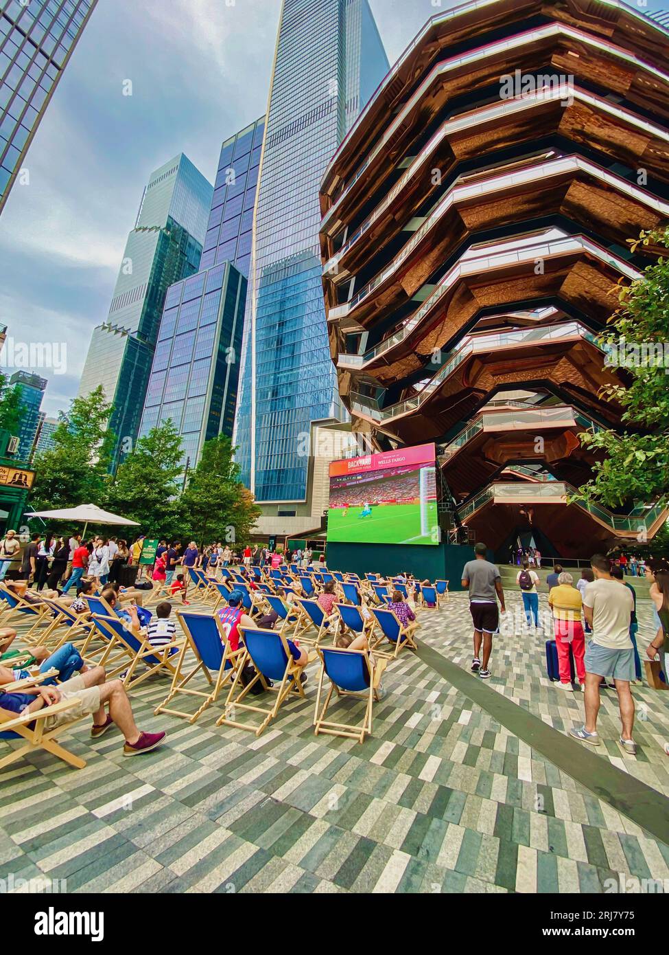 The Vessel at Hudson Yards, Manhattan, New York Stock Photo - Alamy