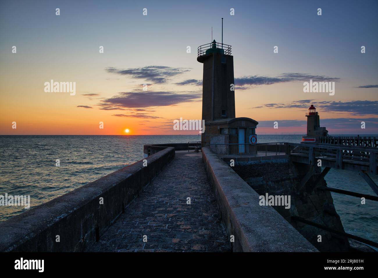 Beach fecamp seine maritime hi-res stock photography and images - Alamy