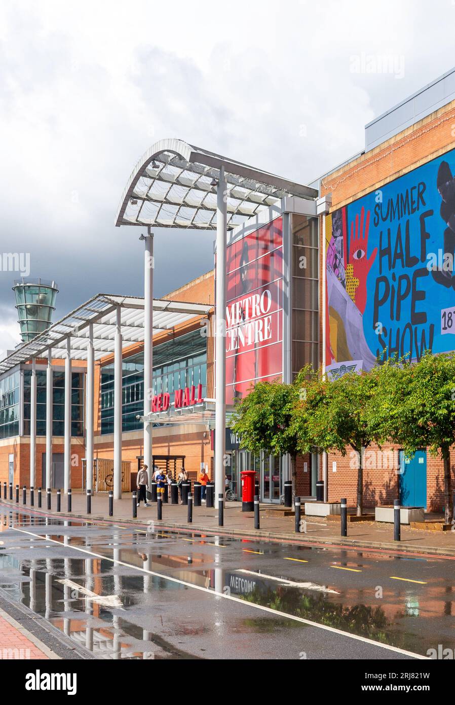 Metrocentre mall hi-res stock photography and images - Alamy