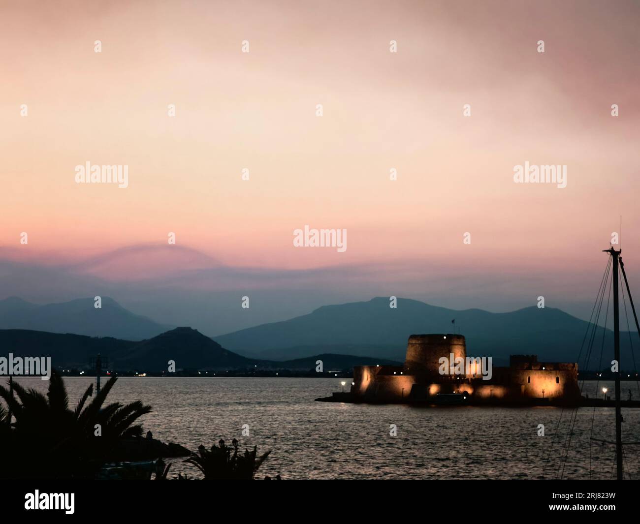 GREECE- RED SUNSET AFTER FIRE IN PELOPONNESE Stock Photo - Alamy