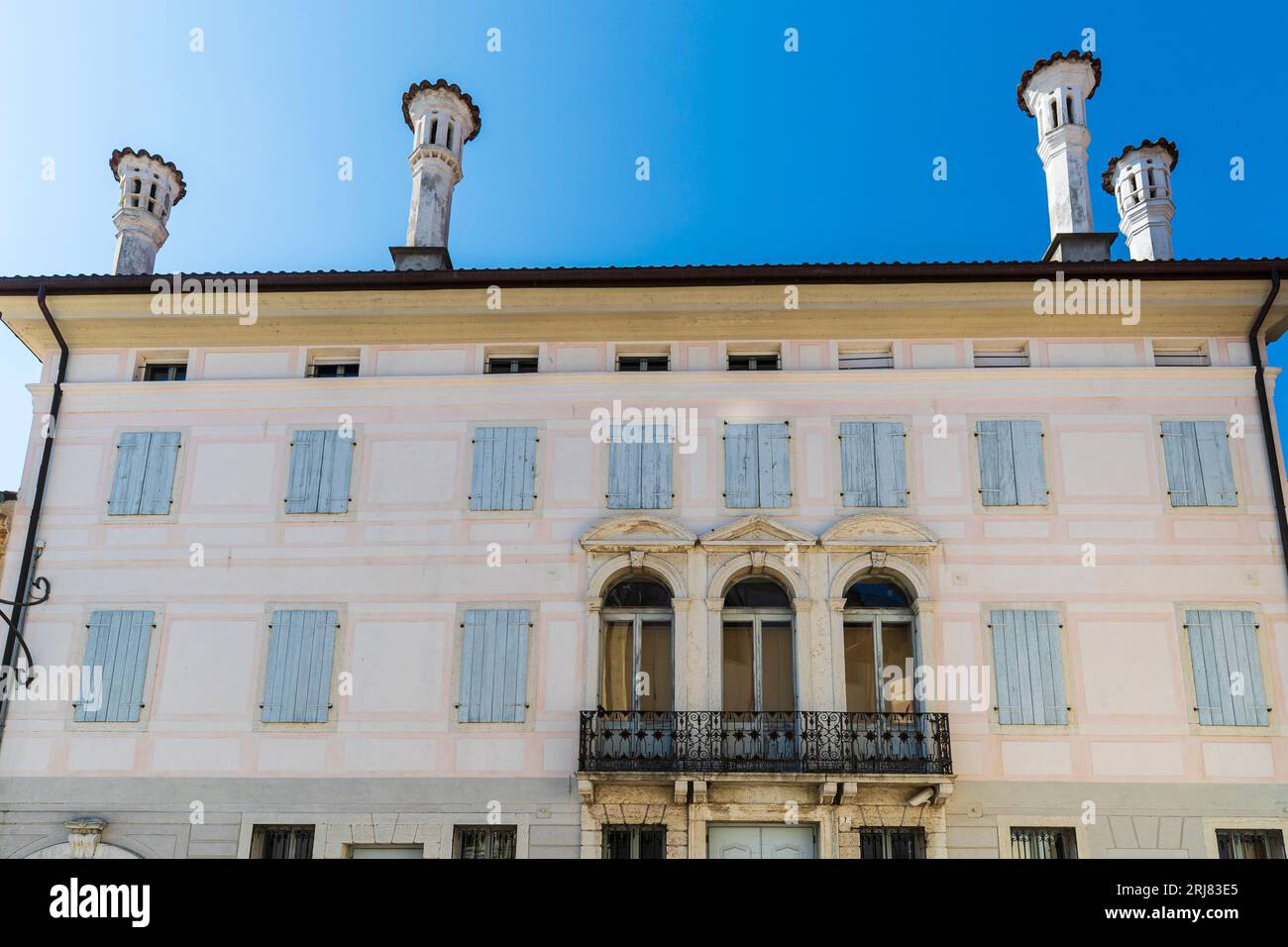 Piazza papa luciani hi-res stock photography and images - Alamy