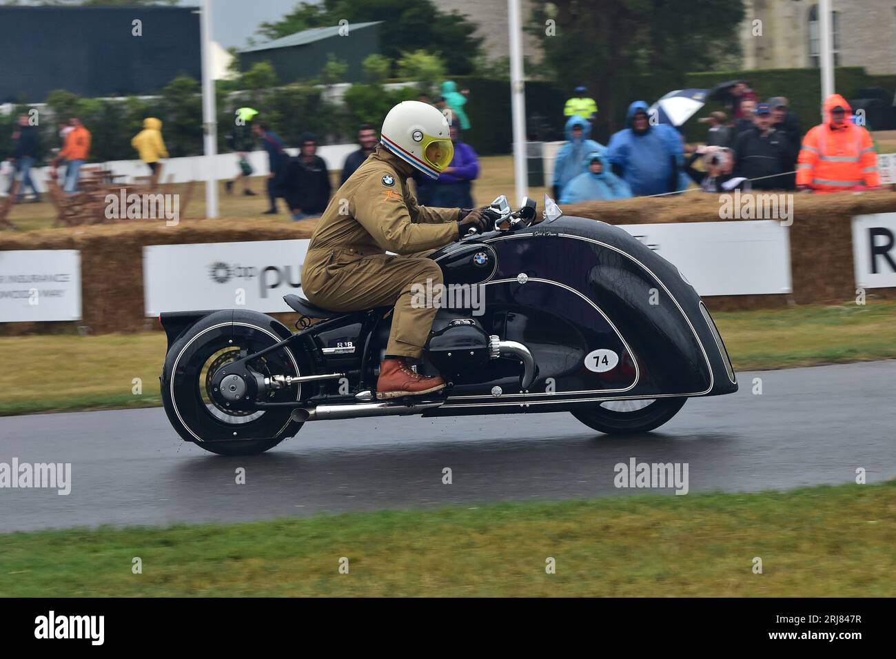 Bmw r18 bikes hi-res stock photography and images - Alamy