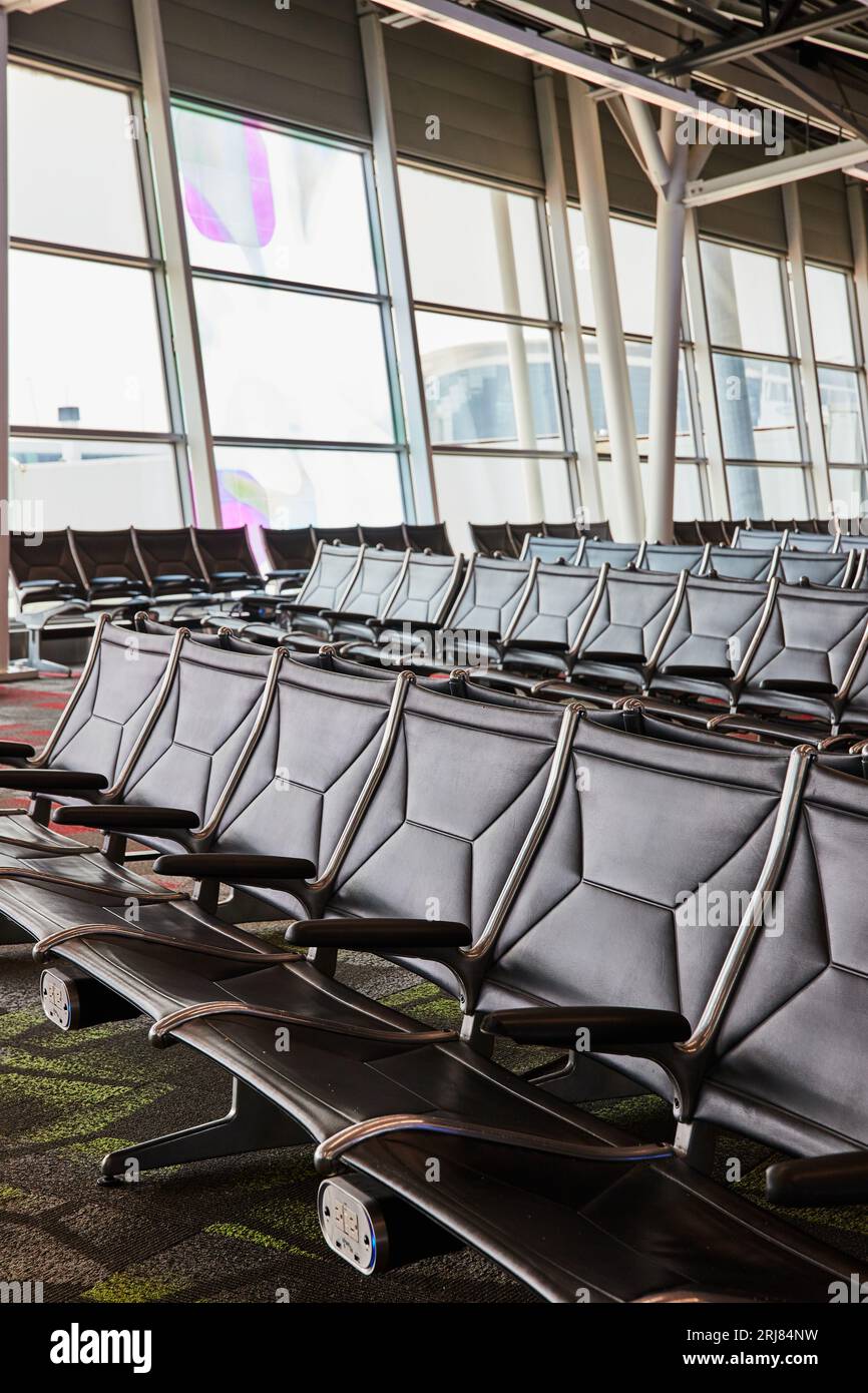 Generic airport terminal hi-res stock photography and images - Alamy