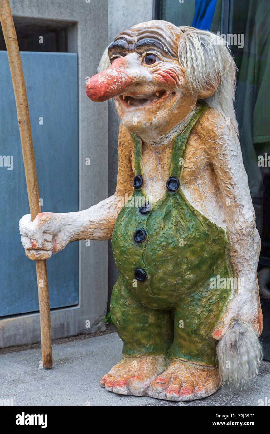 Troll statue, Trollstigen (Trolls ladder), Andalsnes, More og Romsdal ...