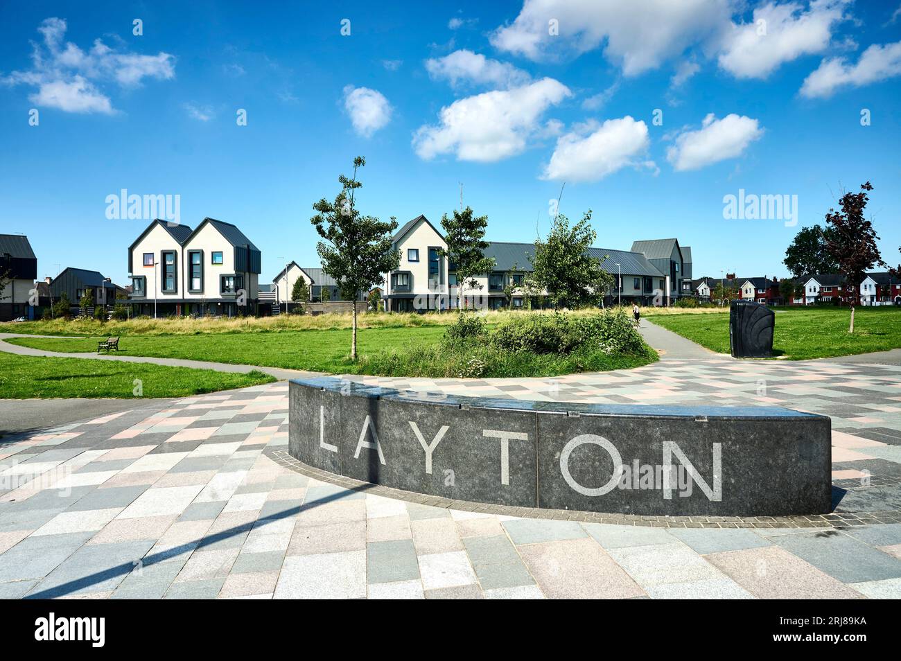 Contemporary housing development in Layton,Blackpool Stock Photo - Alamy