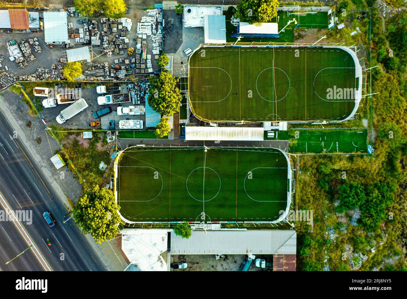 Canchas de futbol hi-res stock photography and images - Alamy