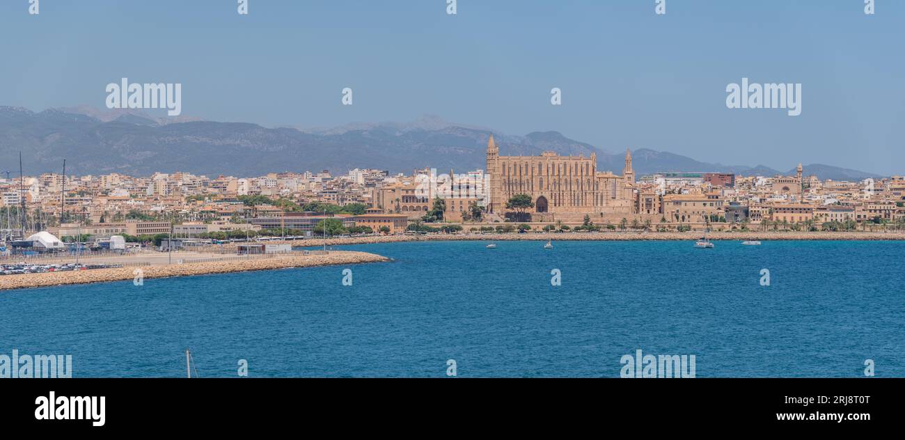 Views of the Palam old city skyline Stock Photo - Alamy
