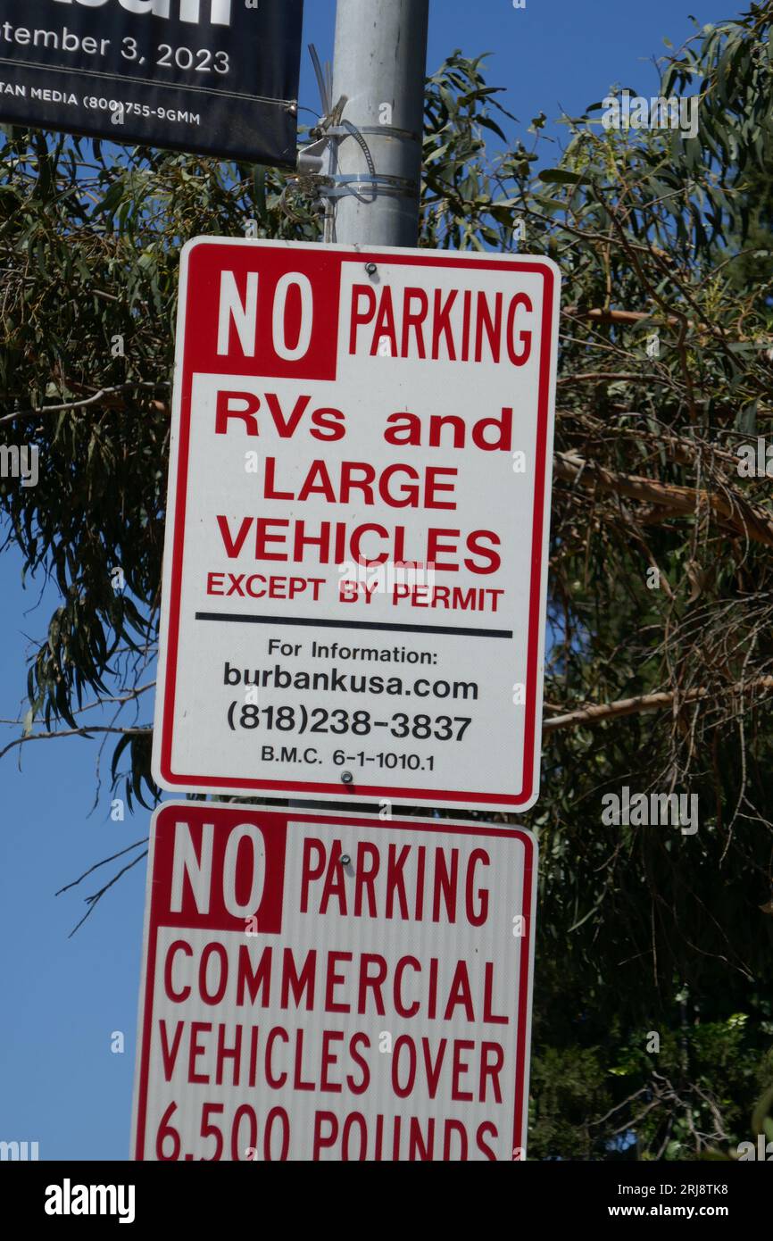 Warner bros sound stages hi-res stock photography and images - Alamy