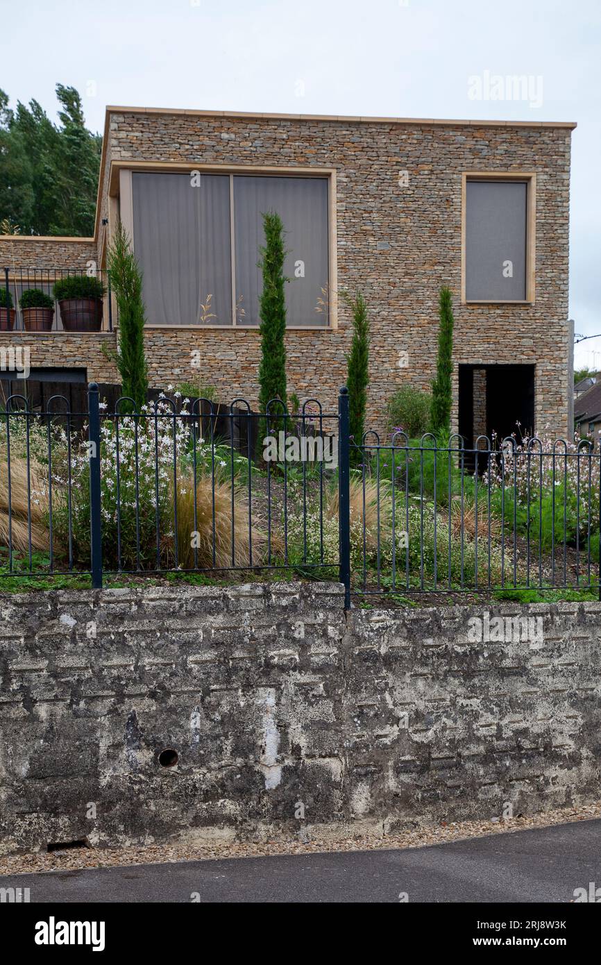 A stone house in Bruton Stock Photo - Alamy
