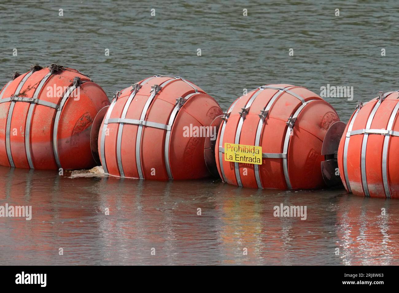 Texas mexico border buoys hi-res stock photography and images - Alamy