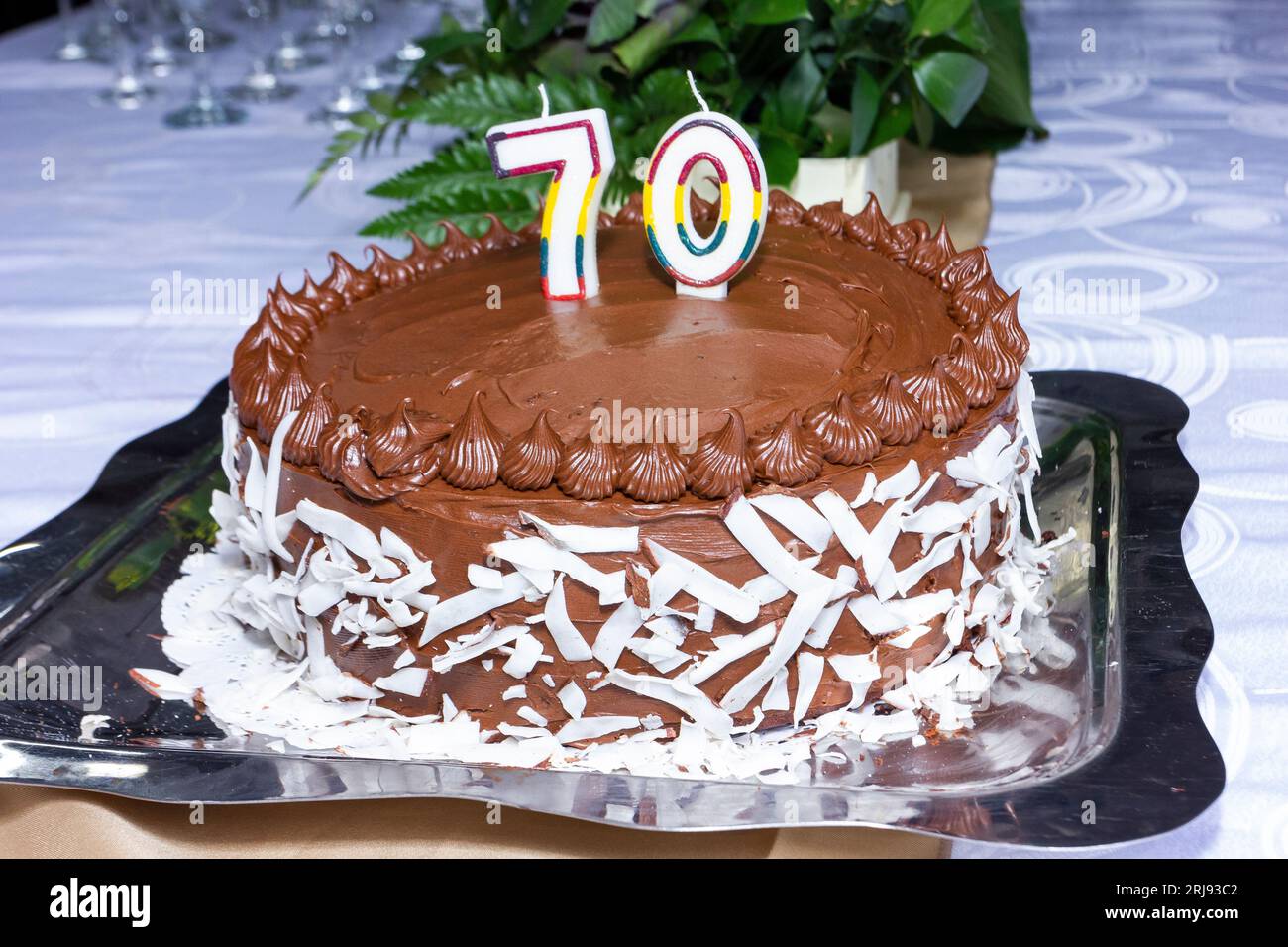 Wedding cake party hi-res stock photography and images - Alamy