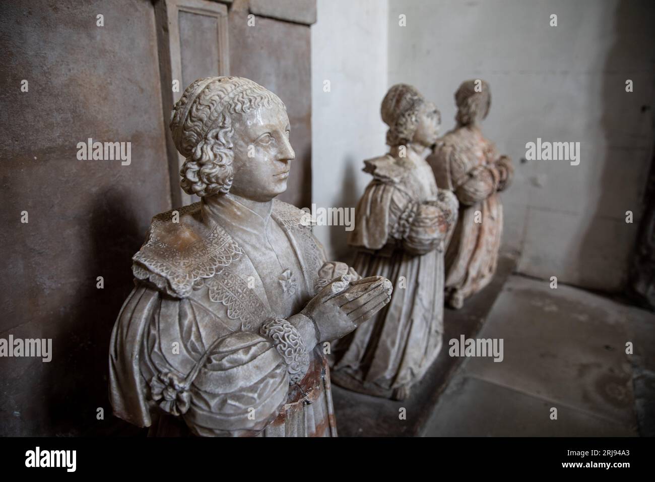 Sir George Bruce monument in Culross Abbey Stock Photo - Alamy