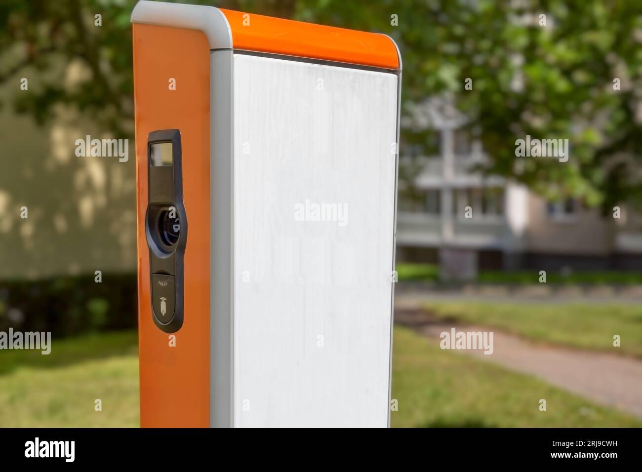 Rechargeability hi-res stock photography and images - Alamy