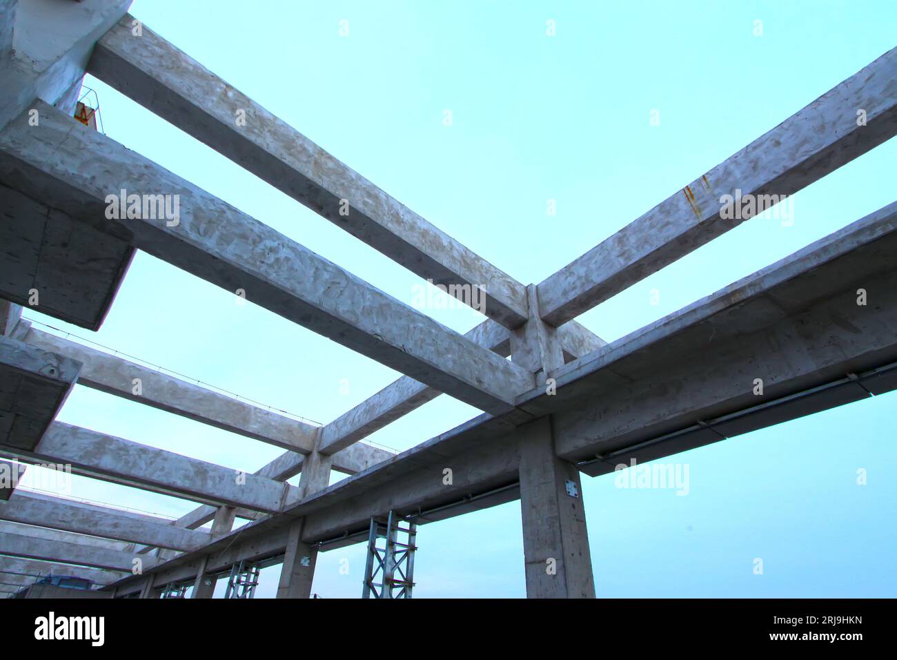 Unfinished building china hi-res stock photography and images - Alamy