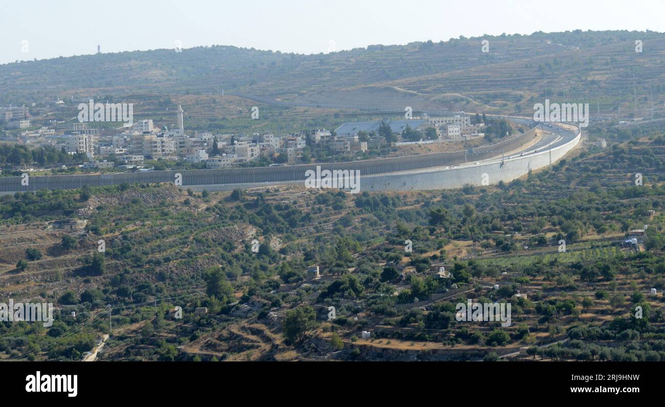 A view of Highway 60 (Israel–Palestine) in the occupied West Bank ...
