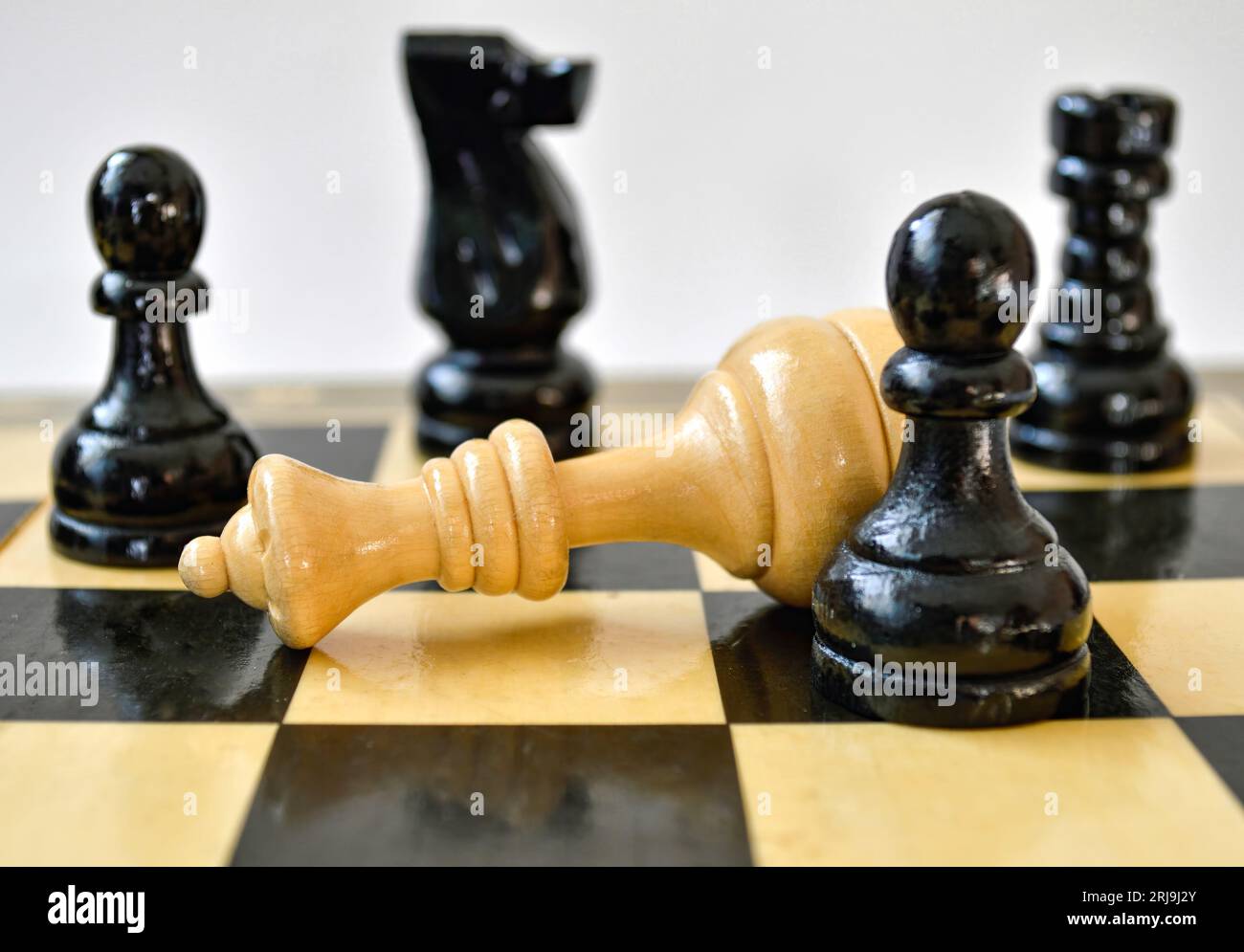 Chessboard pawns over white hi-res stock photography and images - Alamy