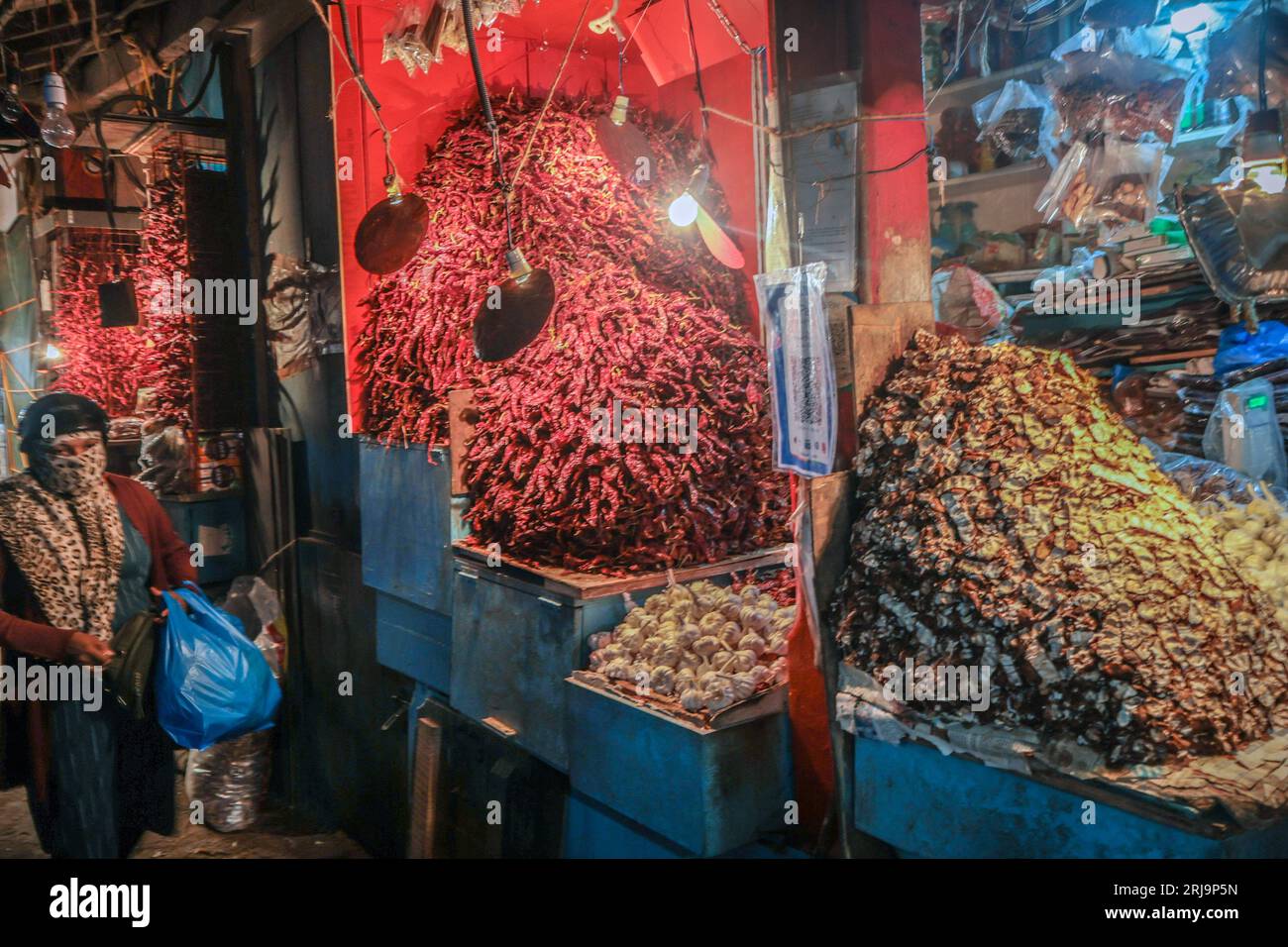 Aris market hi-res stock photography and images - Alamy