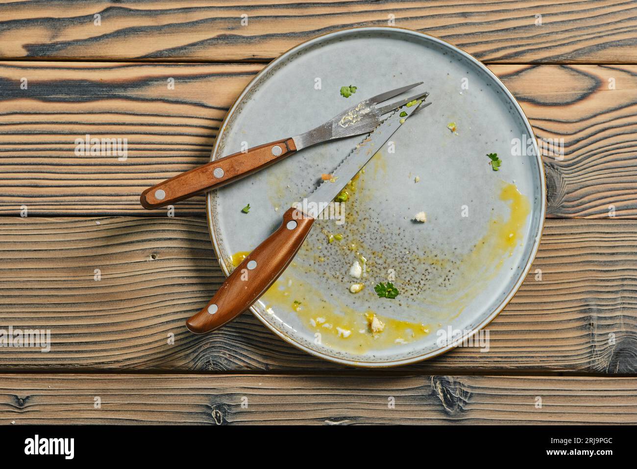 Dirty plate overhead hi-res stock photography and images - Alamy