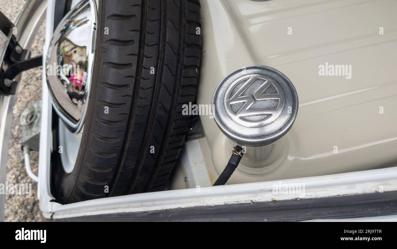 Bordeaux , France - 08 19 2023 : vw beetle logo sign and text brand on ...