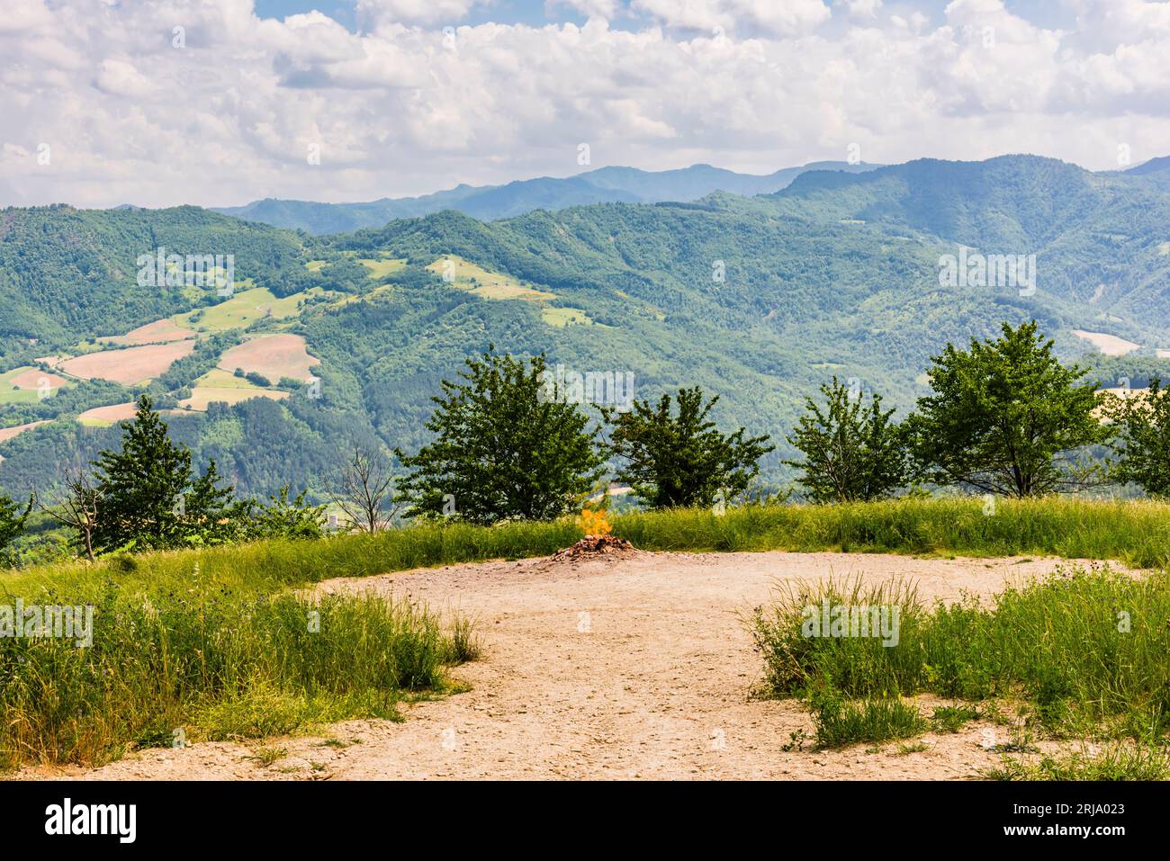 Flame spout hi-res stock photography and images - Alamy