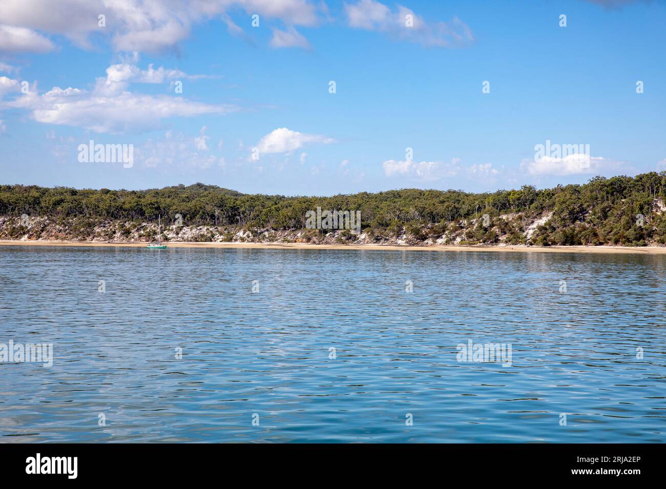 Fraser Island K'gari west coast of the UNESCO world heritage sand ...