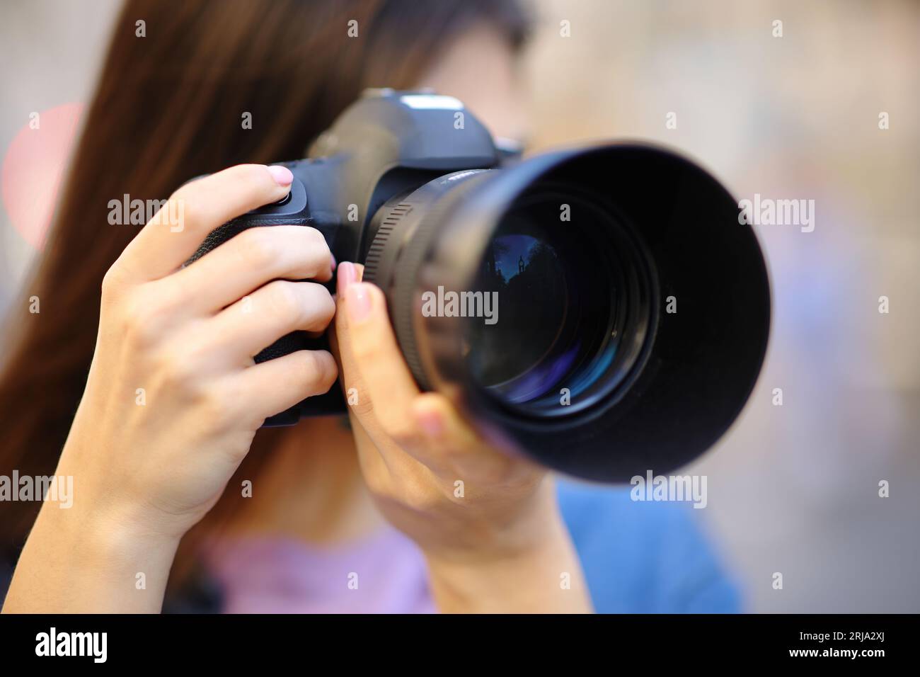 Photographer taking photo hi-res stock photography and images - Alamy