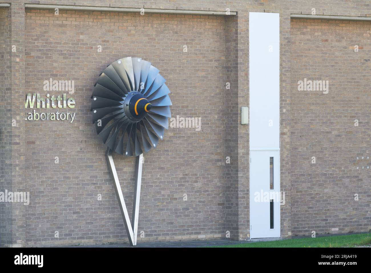 Whittle laboratory hi-res stock photography and images - Alamy