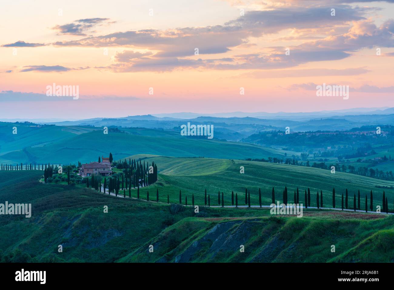 Chapel vitaleta sunset val hi-res stock photography and images - Alamy