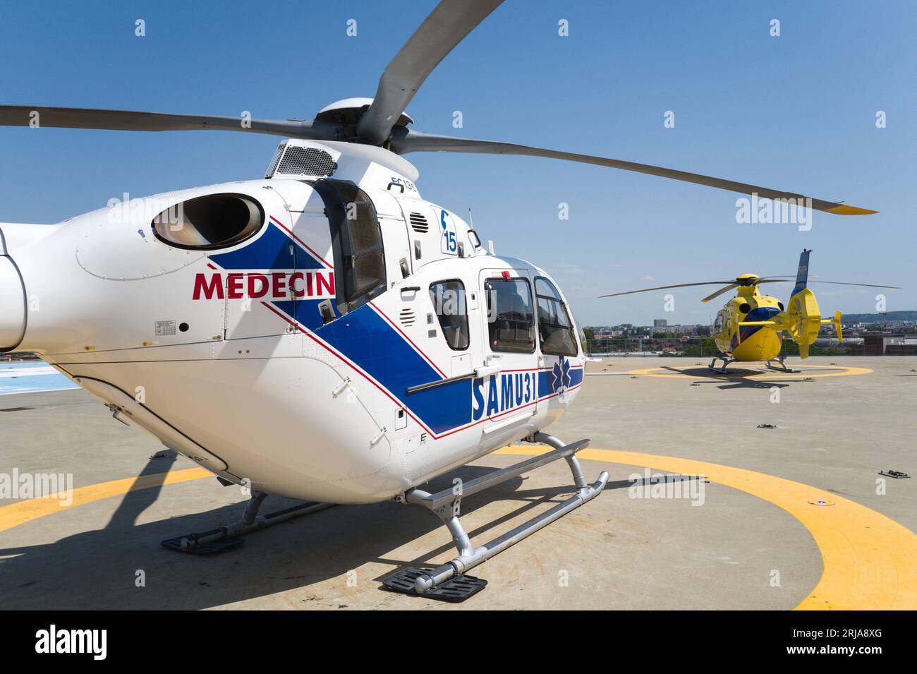 Saf helicopter rescue hi-res stock photography and images - Alamy