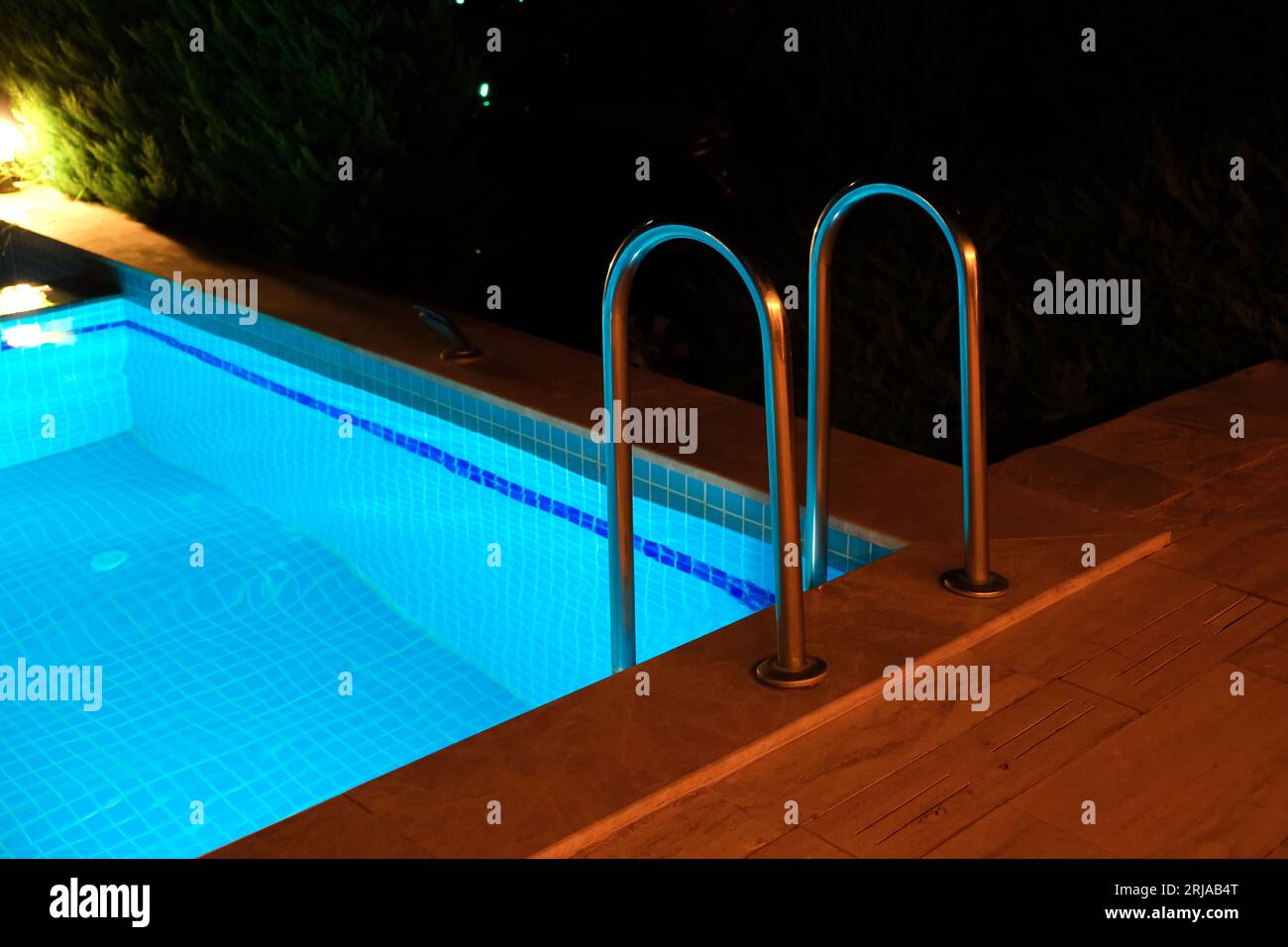 Modern resort hi-res stock photography and images - Alamy