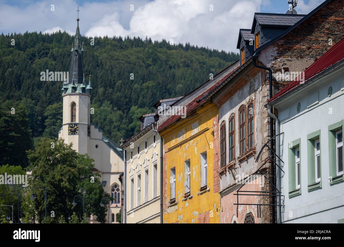 15 August 2023, Czech Republic, Jáchymov: Historic houses in the late ...
