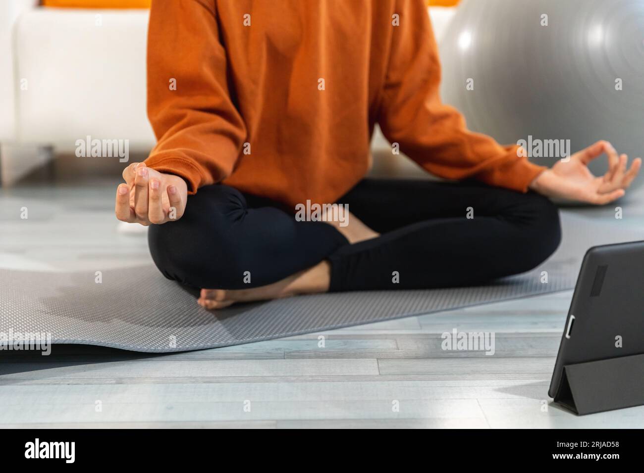 Chin mudra gesture hi-res stock photography and images - Alamy