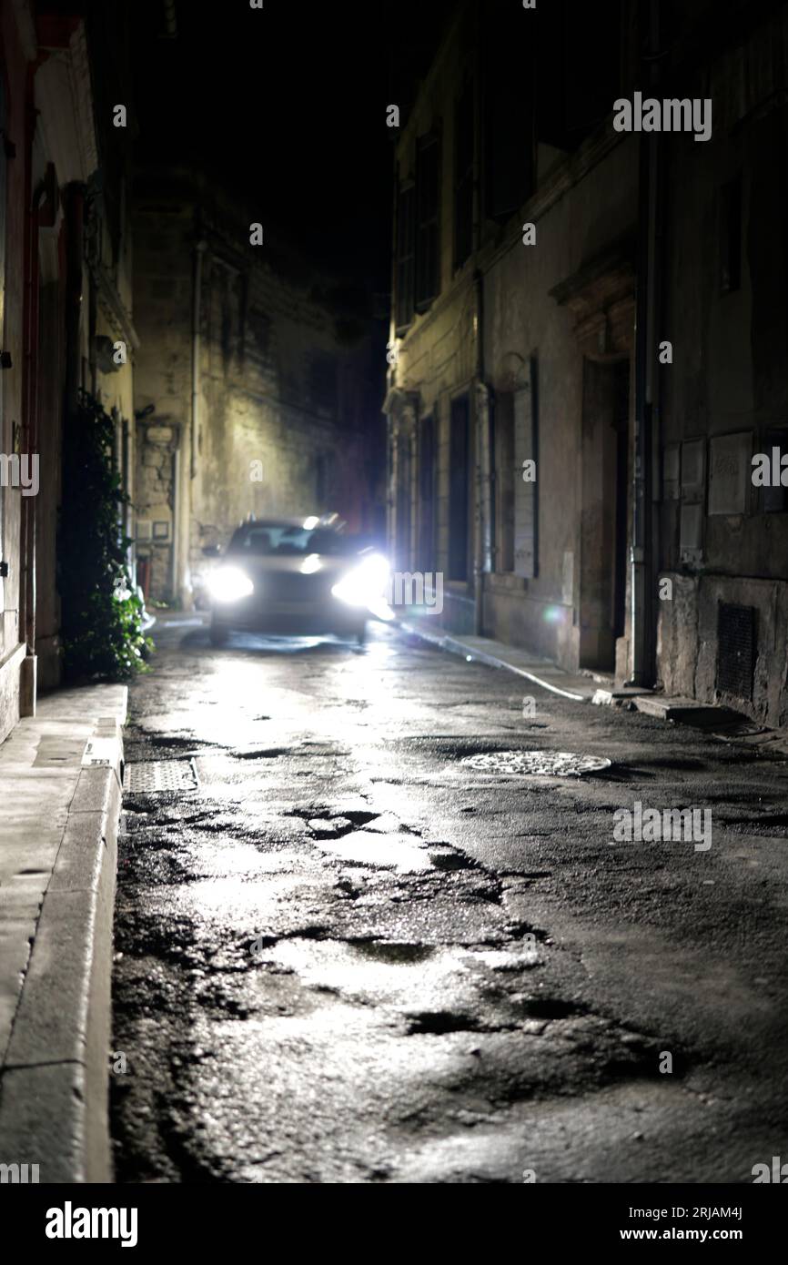 Car headlights at night hi-res stock photography and images - Alamy