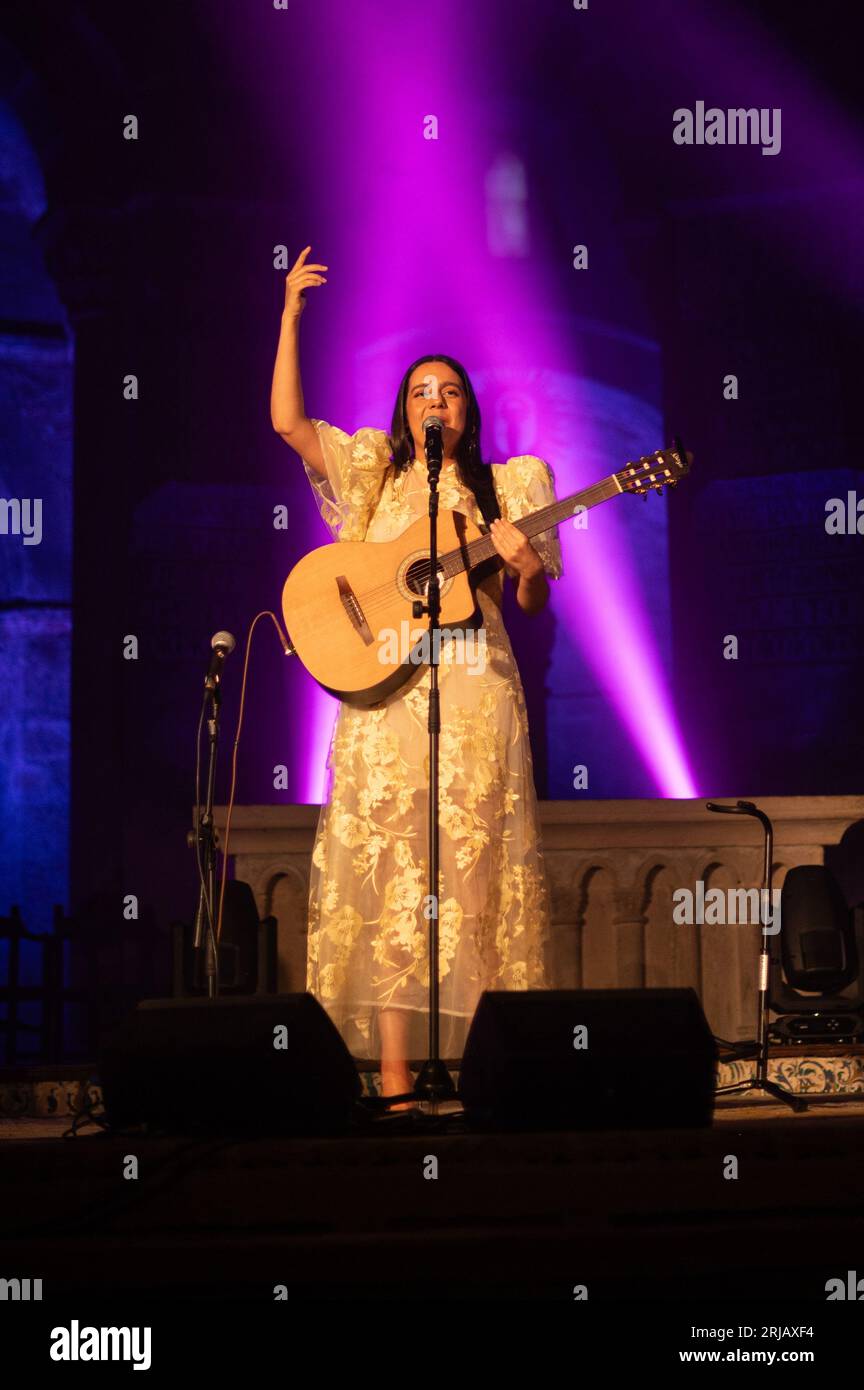 Spanish singer-songwriter Valeria Castro, one of the promising women ...