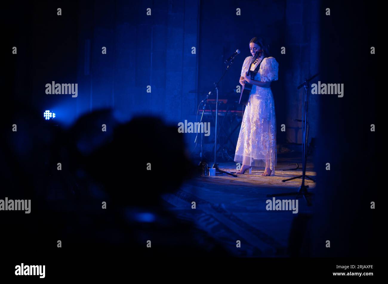 Spanish singer-songwriter Valeria Castro, one of the promising women ...