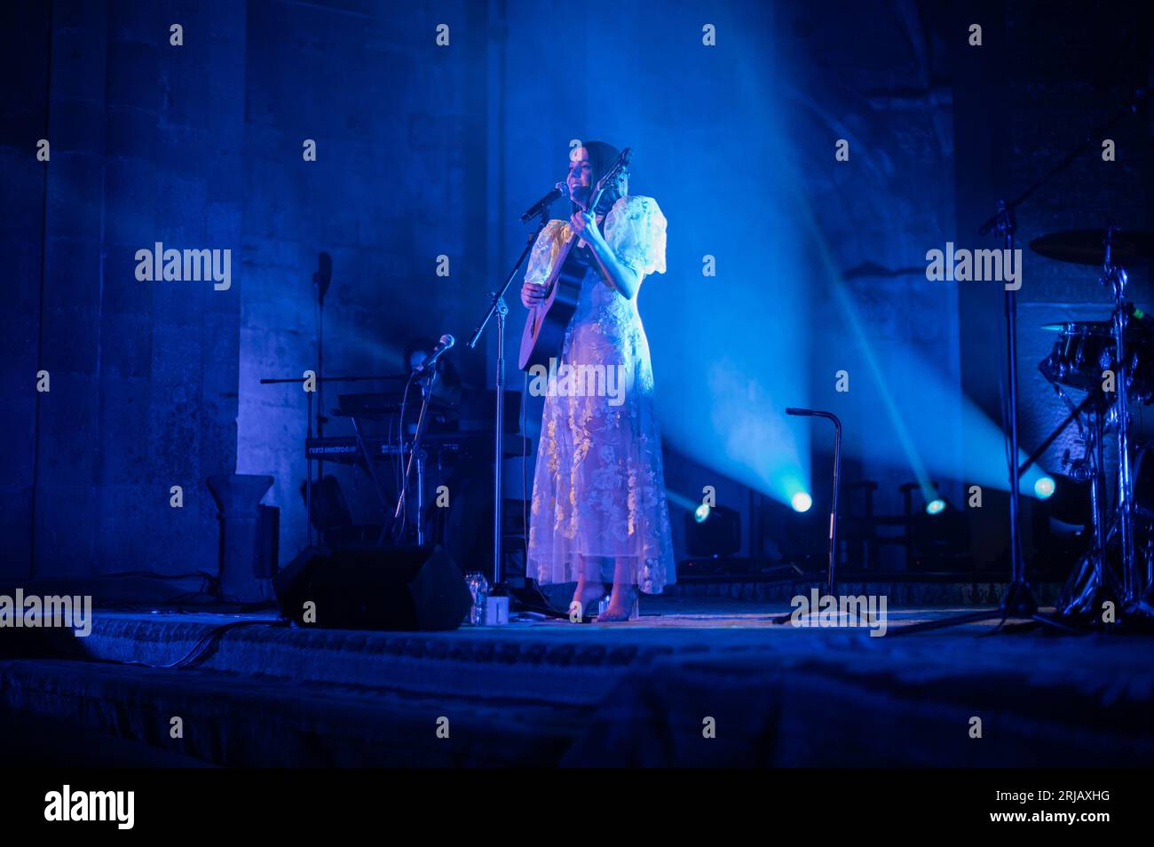 Spanish singer-songwriter Valeria Castro, one of the promising women ...