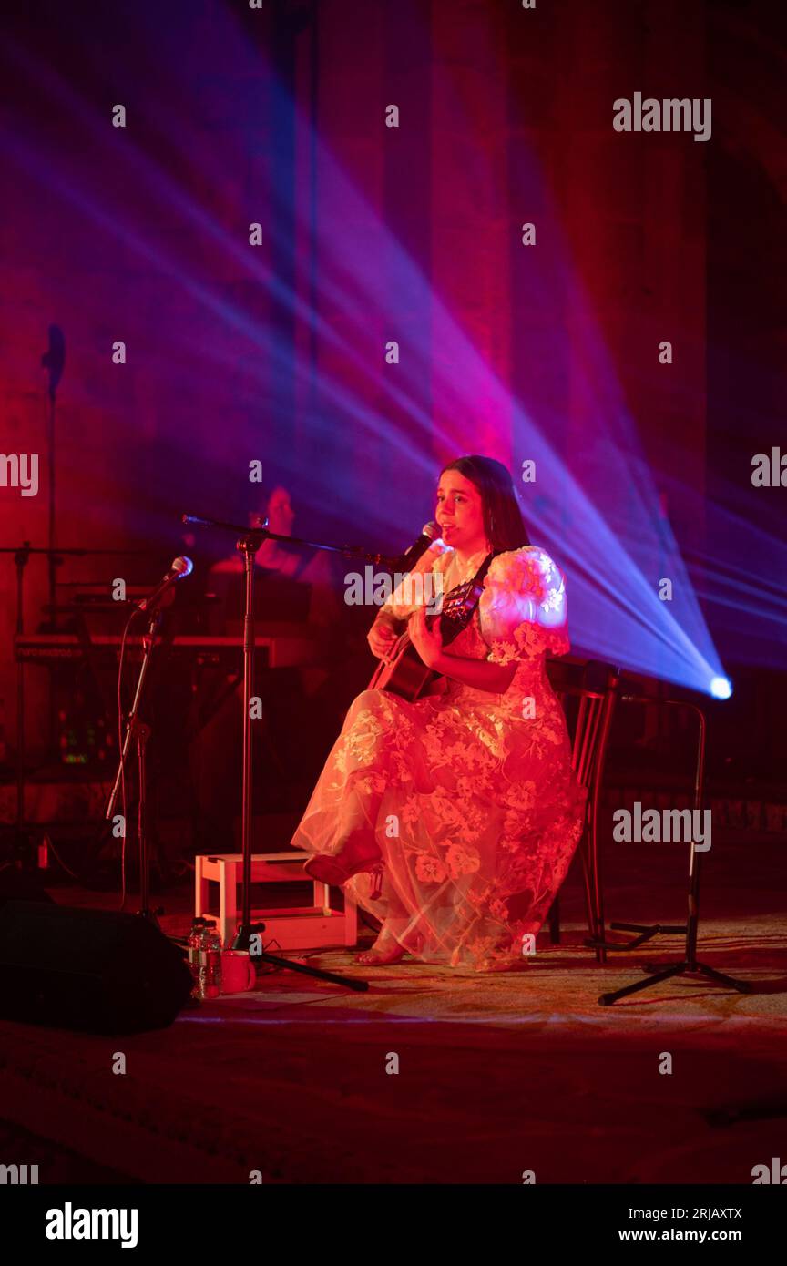 Spanish singer-songwriter Valeria Castro, one of the promising women ...