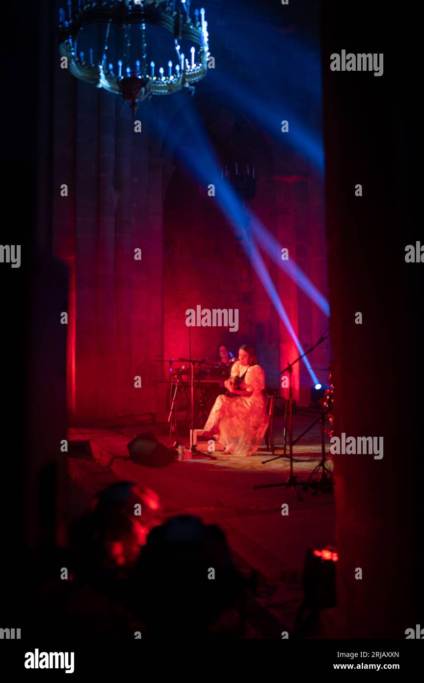 Spanish singer-songwriter Valeria Castro, one of the promising women ...