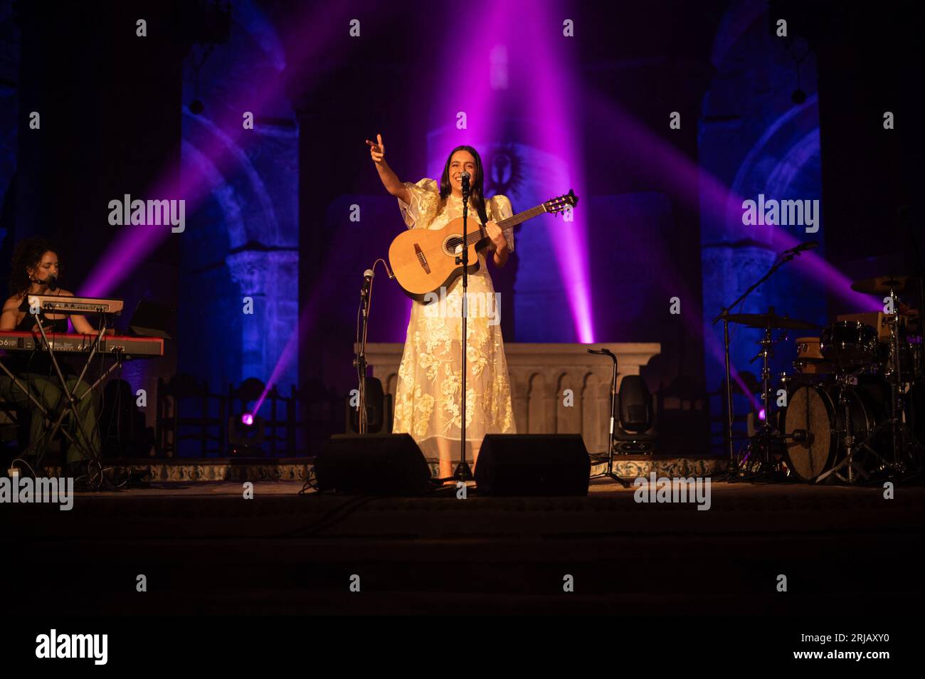 Spanish singer-songwriter Valeria Castro, one of the promising women ...