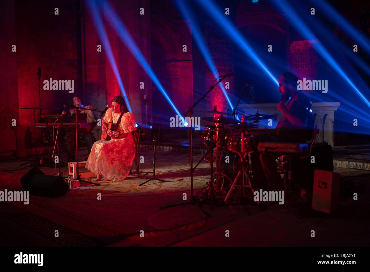 Spanish singer-songwriter Valeria Castro, one of the promising women ...