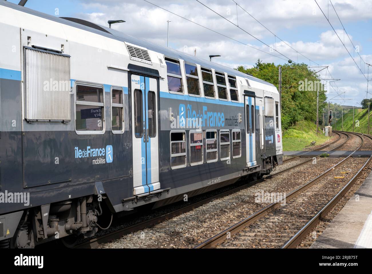 Sncf transilien train hi-res stock photography and images - Alamy
