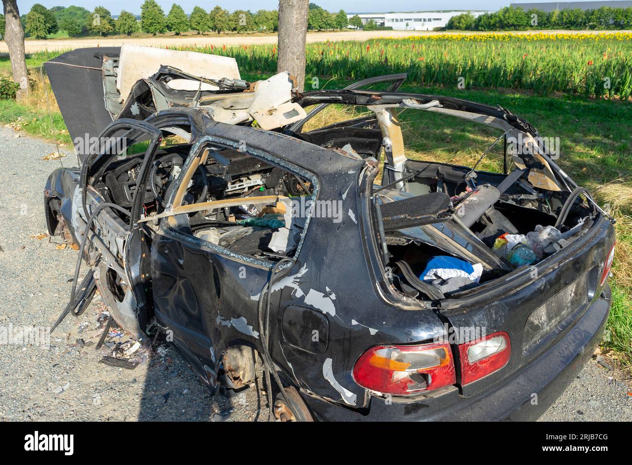 Car side wreck icon hi-res stock photography and images - Alamy