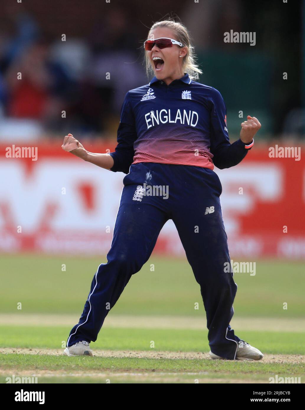 Alex hartley cricket hi-res stock photography and images - Alamy
